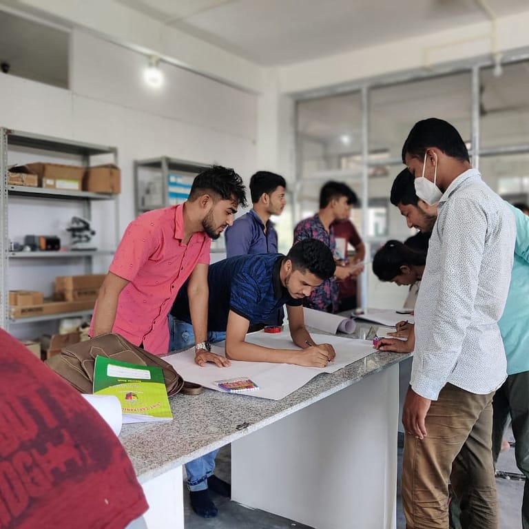 Shifa Pharmacy Institute → Thriving Knowledge. Transforming lives.